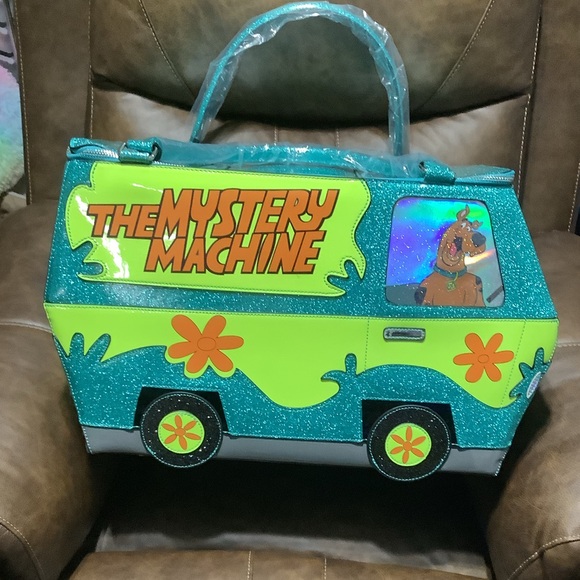Dolls Kill | Bags | Dolls Kill Scoobydoo Mystery Machine Weekender Bag ...
